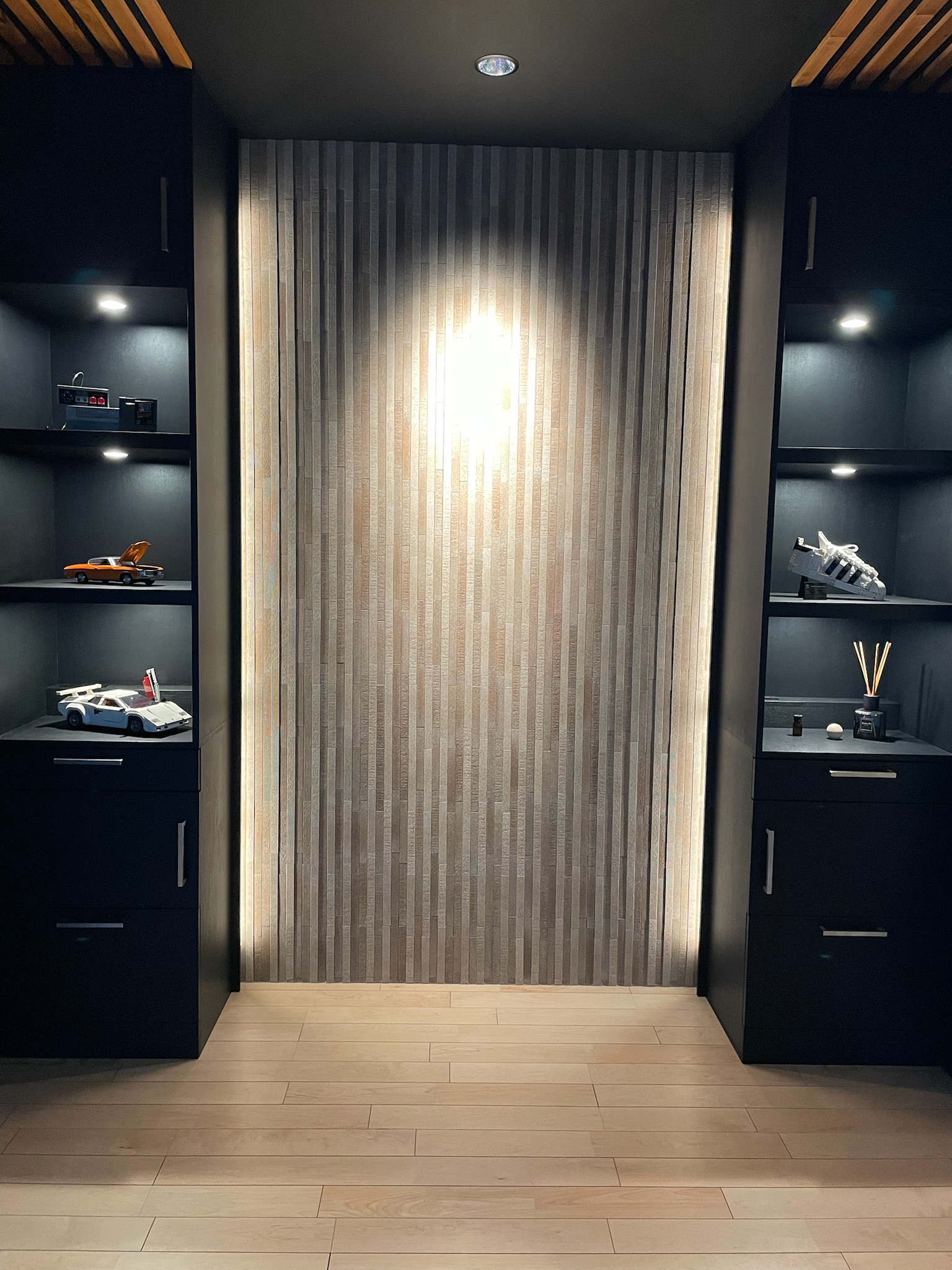 SLASH Total Interior